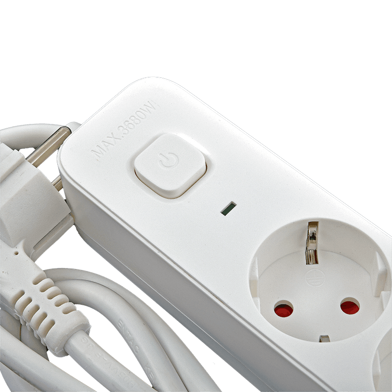 Hálózati Hosszabbító 4-es elosztó + 3X USB töltő 1,5m kábel Kapcsolóval Entac ESES1.5G4-1.5-SW-3USB